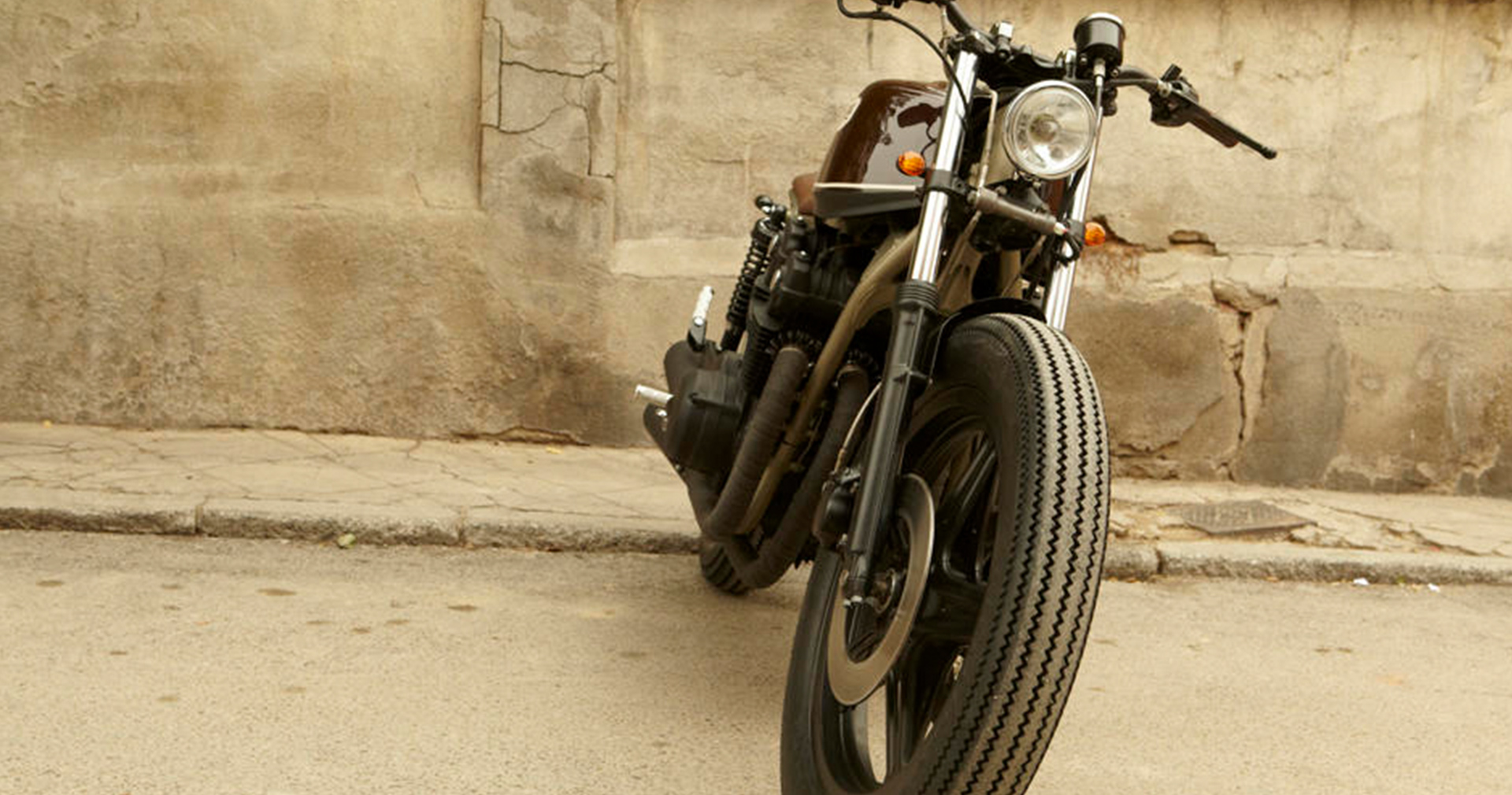 CRD9 Cafe Racer Honda CB750kz por Cafe Racer Dreams - Madrid